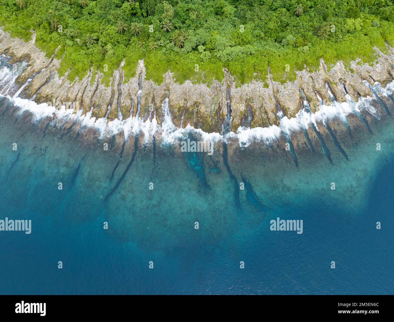 Spur and groove channels hi-res stock photography and images - Alamy