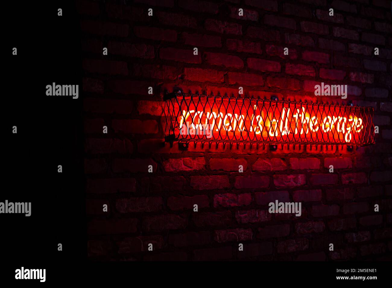 Signage neon hi-res stock photography and images - Alamy