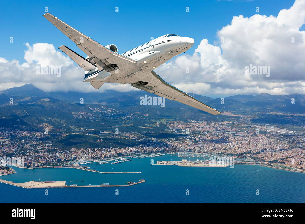 Vip aircraft transportation hi-res stock photography and images - Alamy