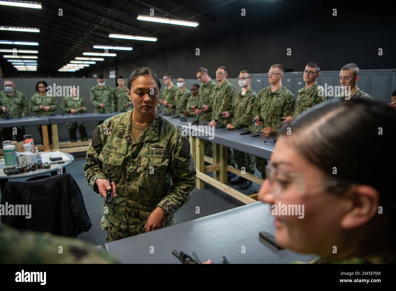 Recruits recieve weapons familiarization training at the Small Arms ...