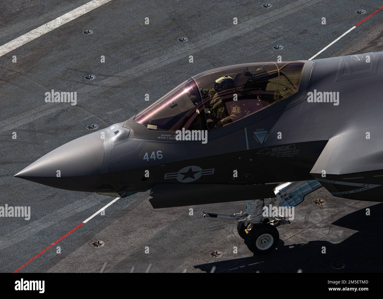 220309-N-MH015-1027 (Mar. 09, 2022) PACIFIC OCEAN An F-35C Lightning II ...