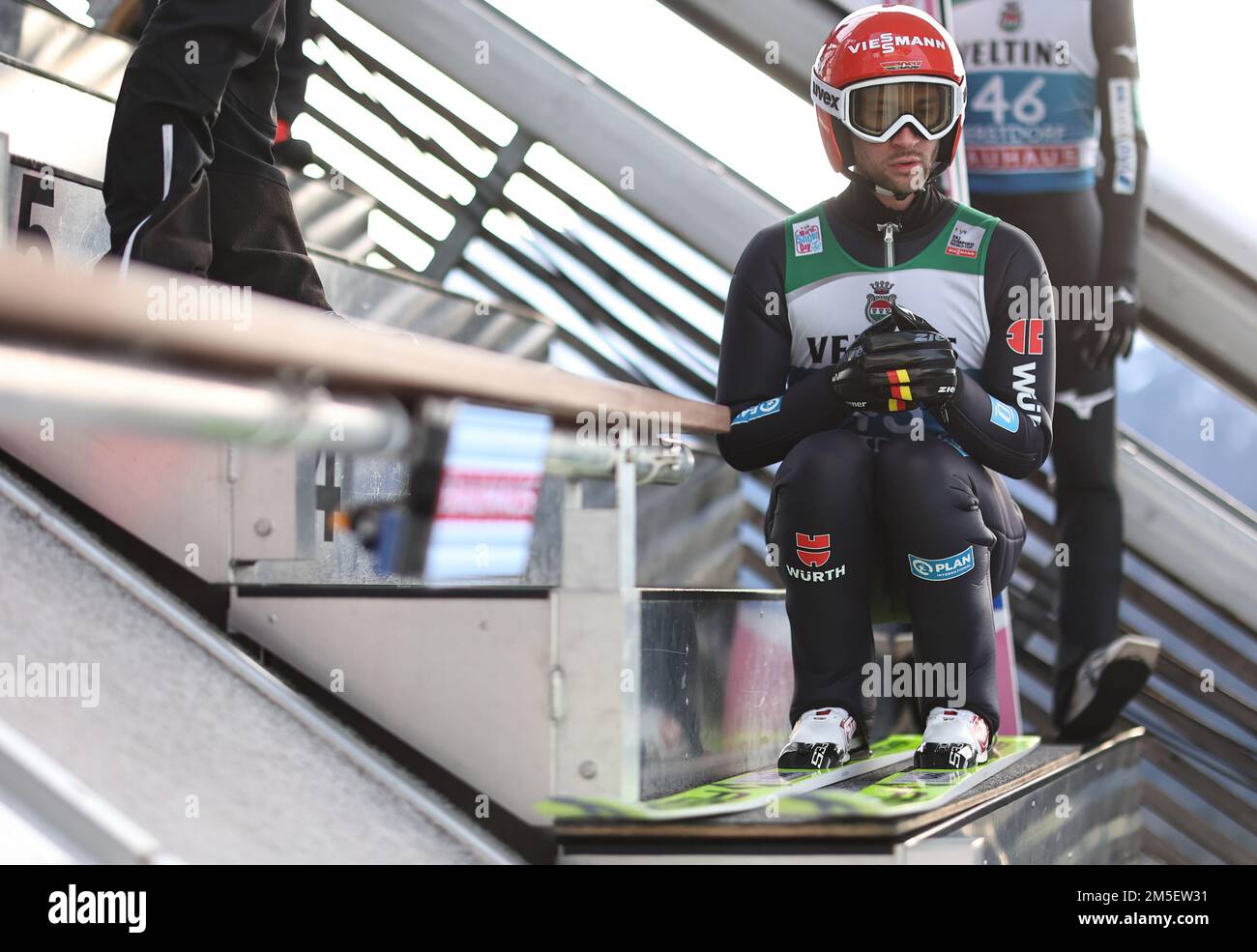 Oberstdorf, Germany. 28th Dec, 2022. Nordic skiing/ski jumping, World ...