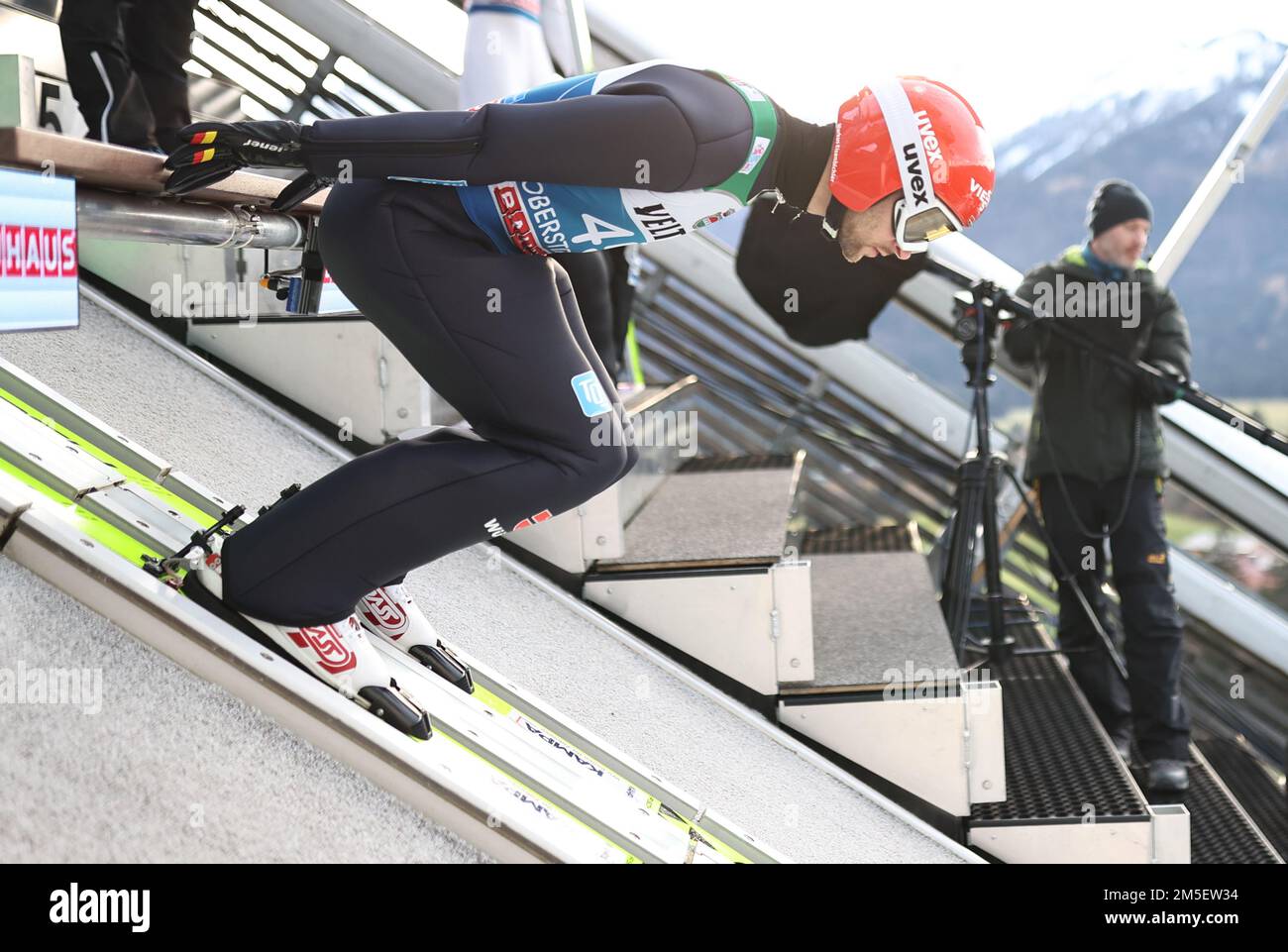 Oberstdorf, Germany. 28th Dec, 2022. Nordic skiing/ski jumping, World ...