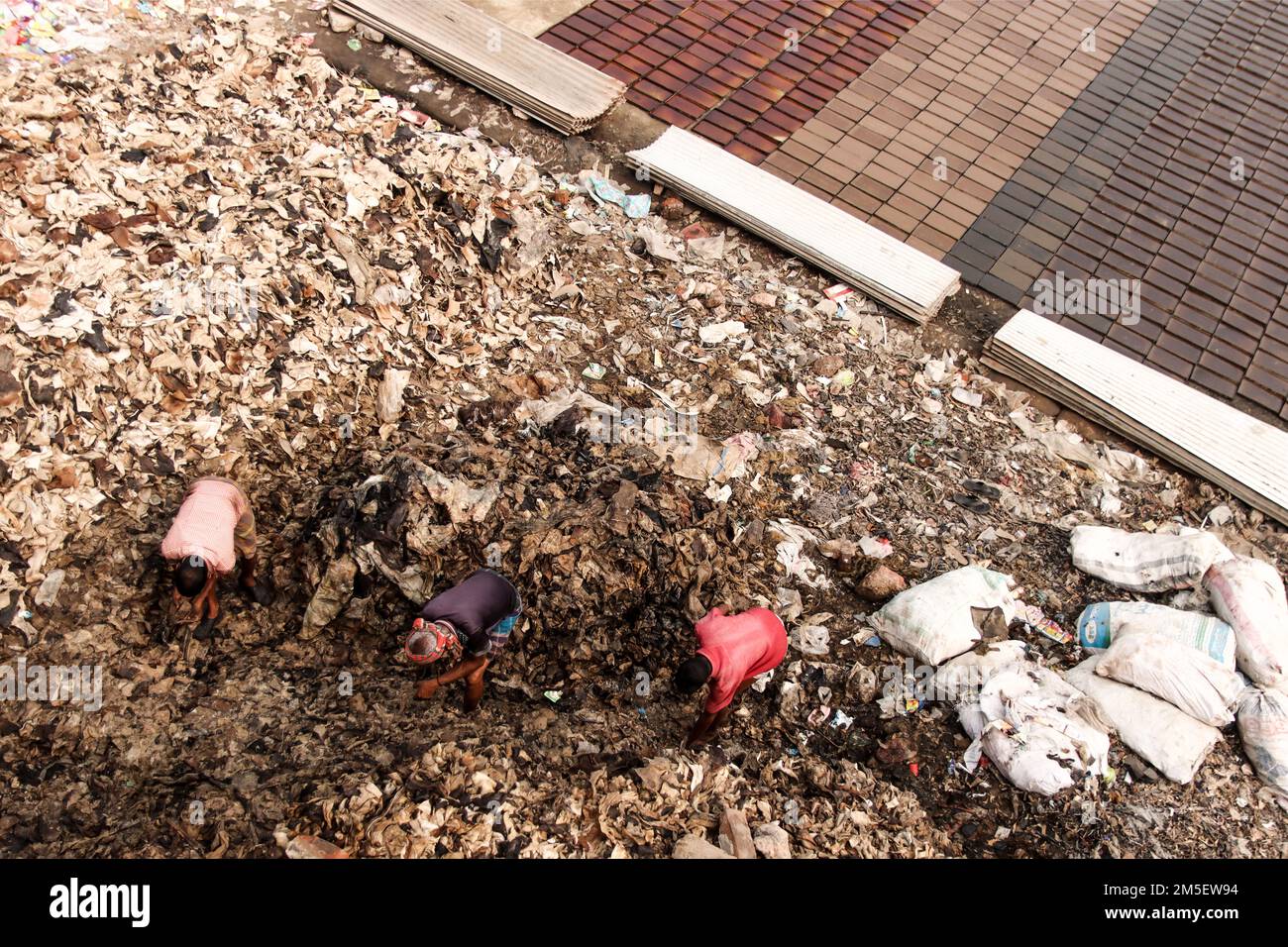 The leather recycling method is called series gam. Large quantities of ...