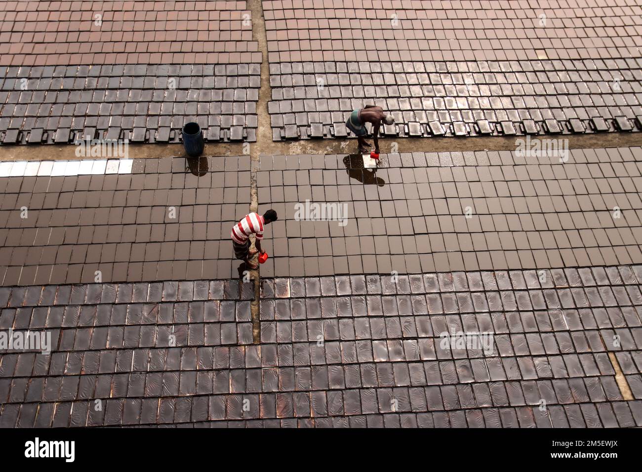 Leather processing hi-res stock photography and images - Alamy