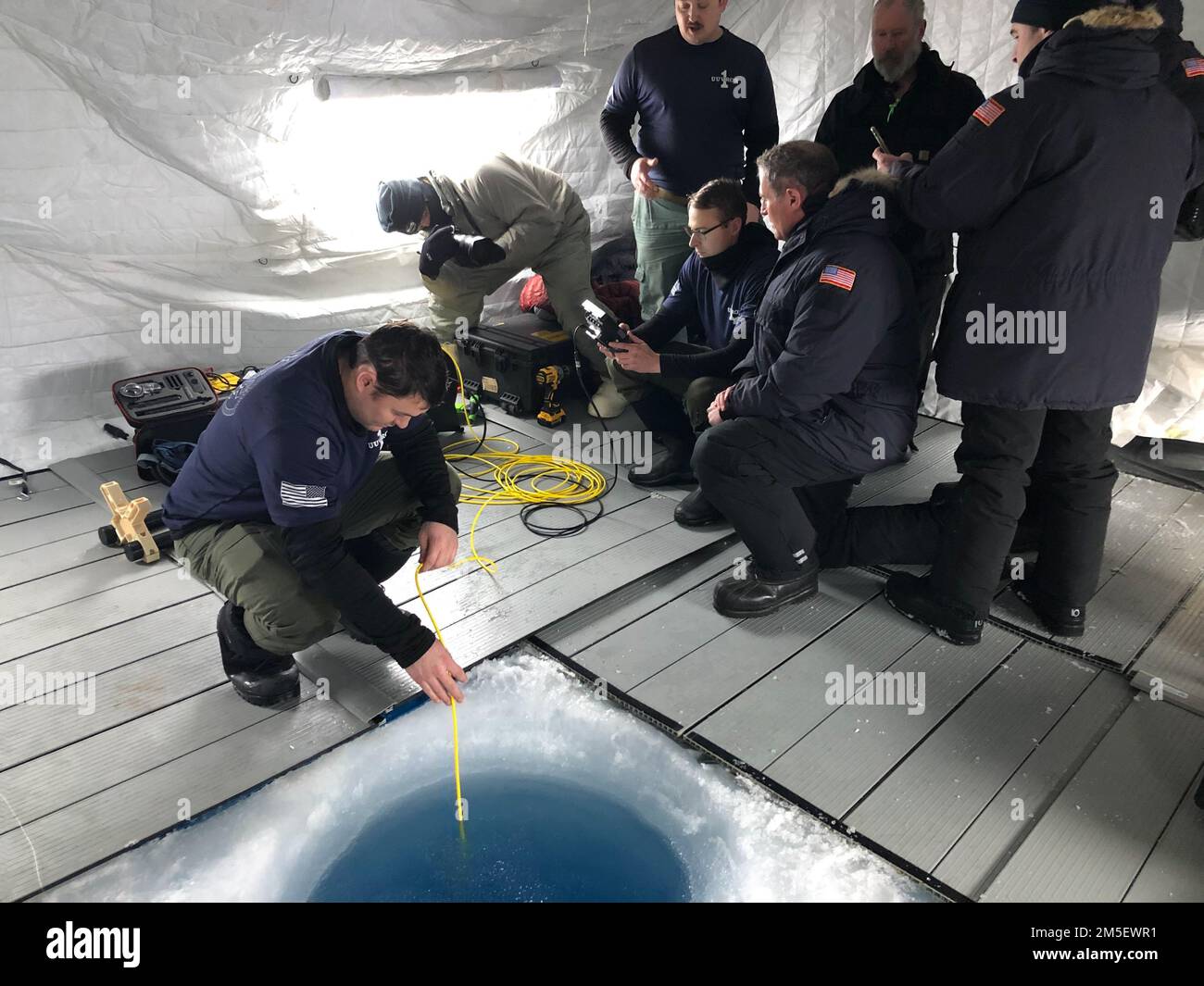 U.S. NAVY ICE CAMP QUEENFISH (March 9, 2022) – U.S. Air Force Lt. Gen ...