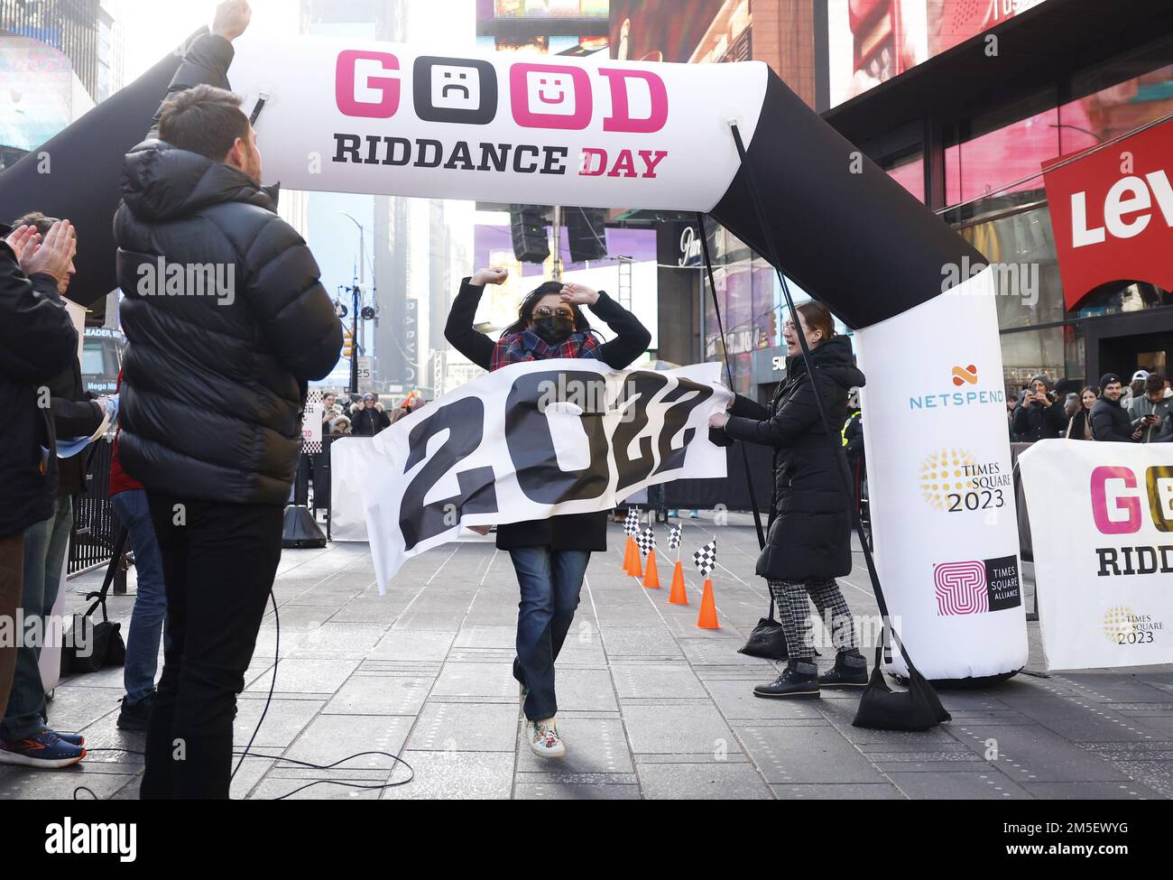 2022 sign hi-res stock photography and images - Alamy