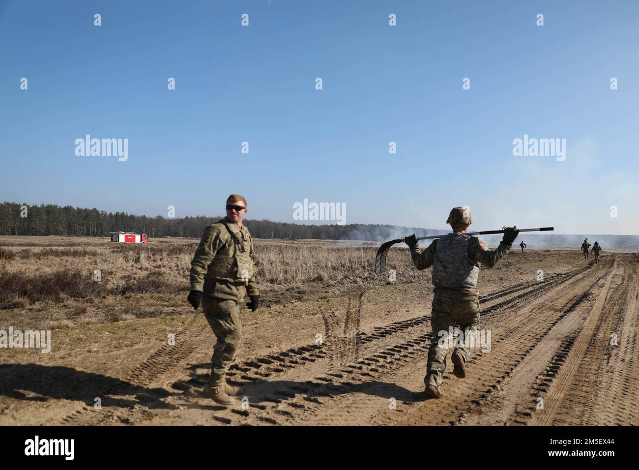 Tank crew members hi-res stock photography and images - Alamy