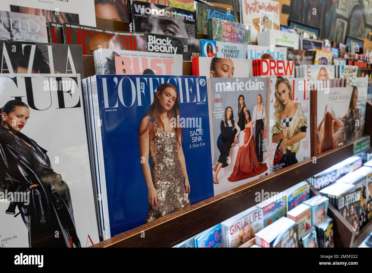 Barnes & Noble Booksellers on Fifth Avenue in New York City has a large ...