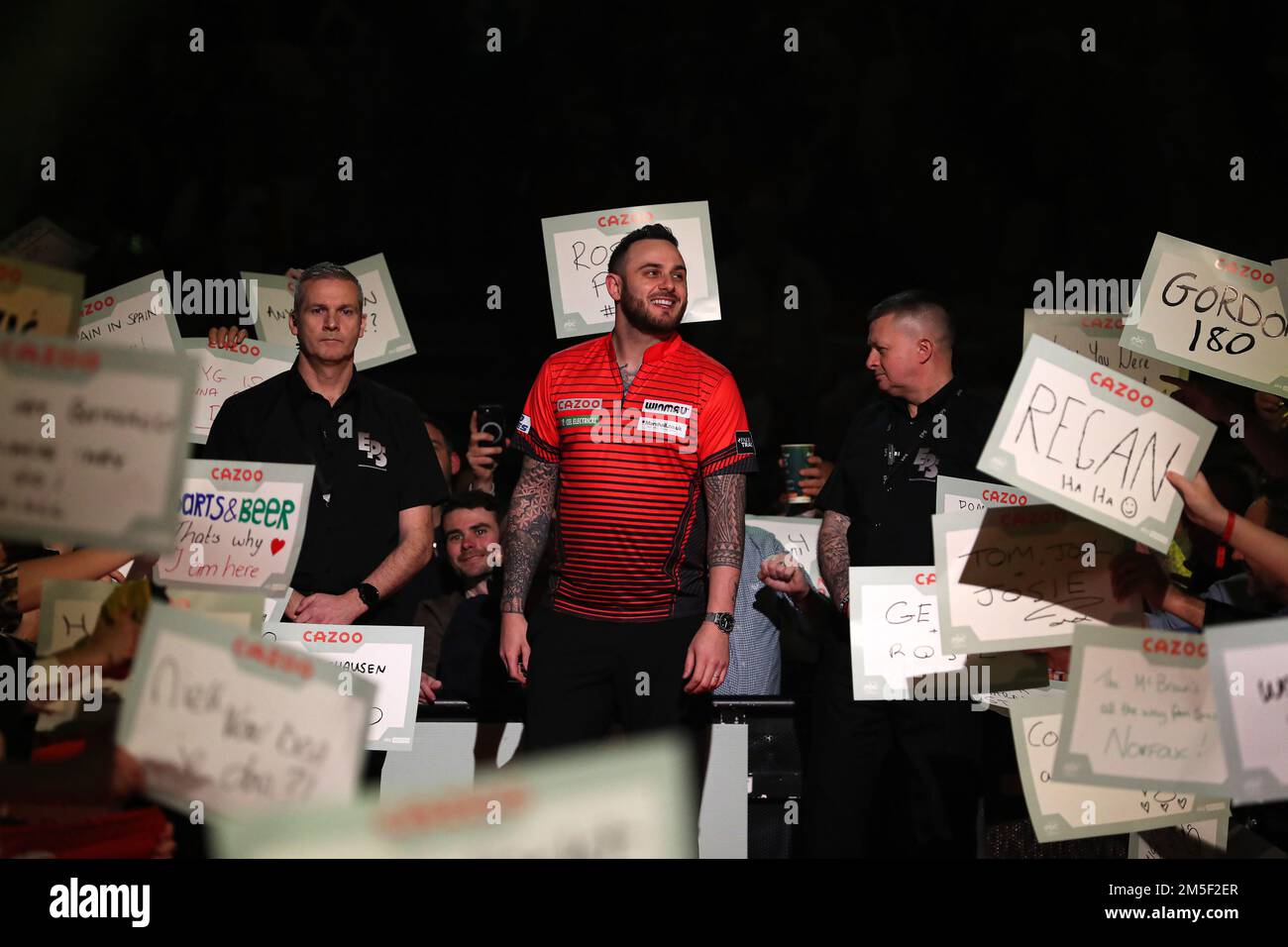 Alexandra Palace, London, UK. 28th Dec, 2022. 2022/23 PDC Cazoo World ...