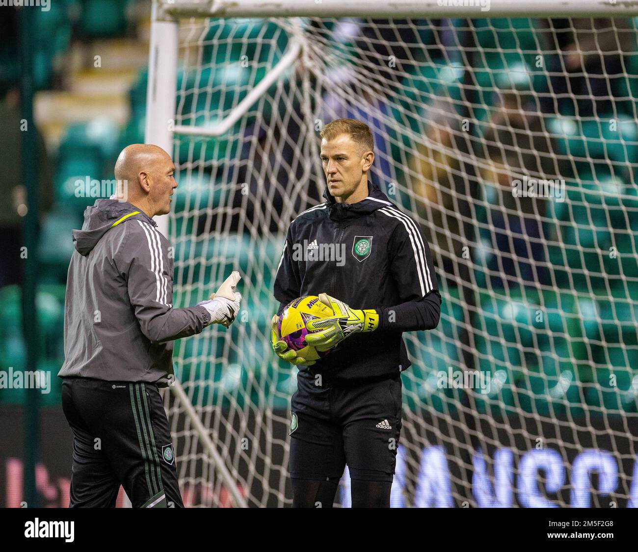 Hibernian goalkeeping coach hi-res stock photography and images - Alamy