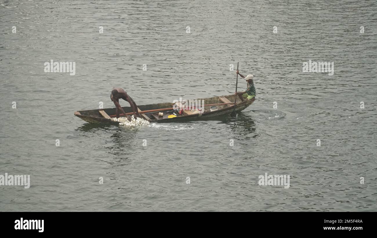 Fisherman in Lagos Lagoon Stock Photo - Alamy