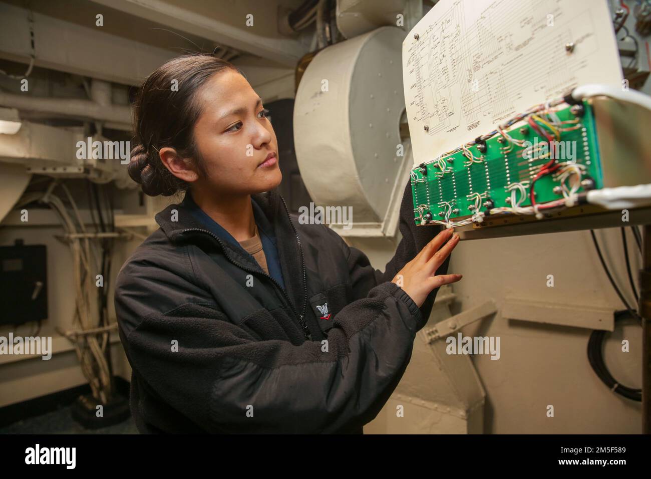 Interior communications electrician hi-res stock photography and images ...