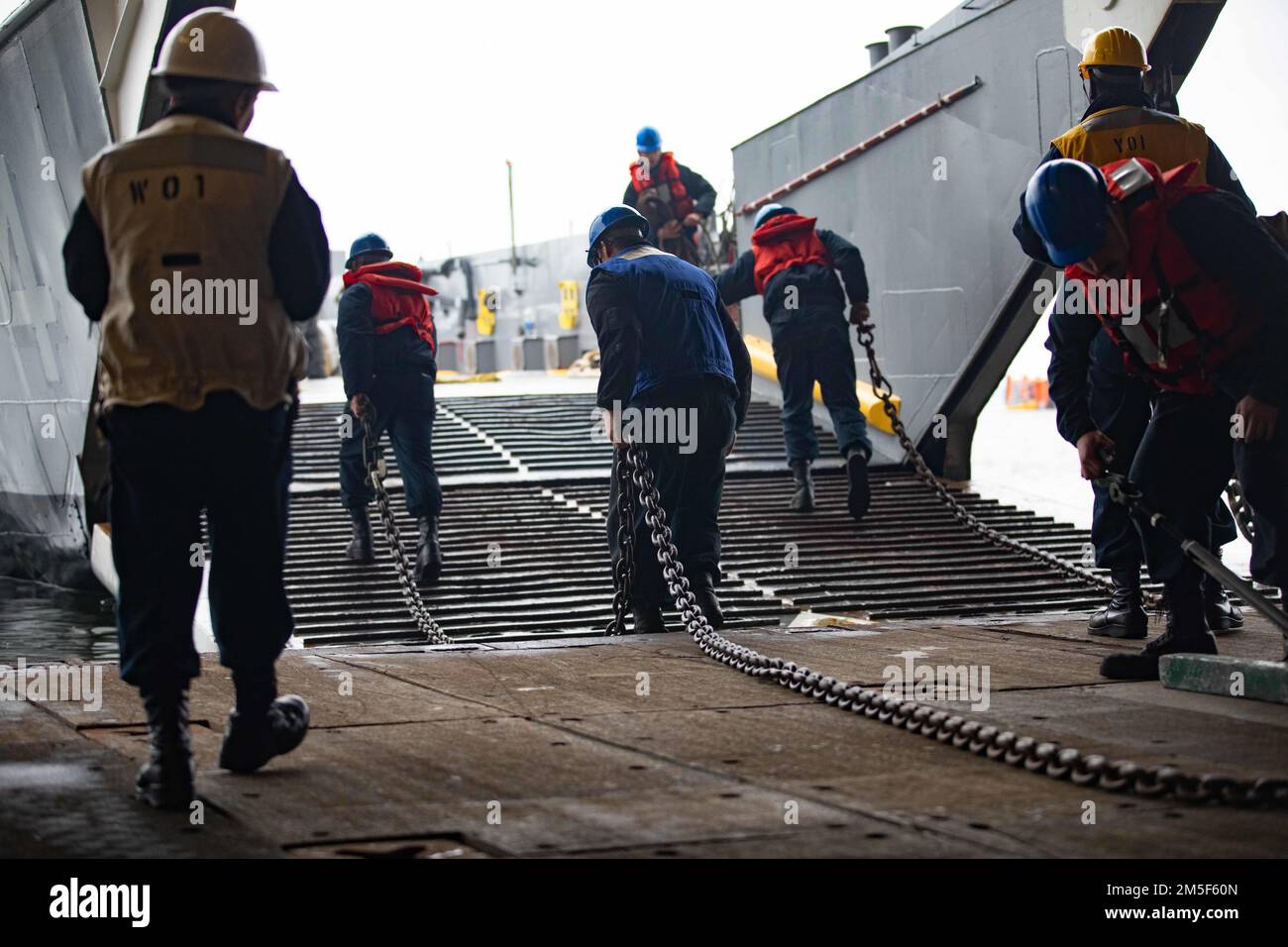 220310-N-LZ839-1510 NORFOLK, VA. (March 10, 2022) - Sailors assigned to ...
