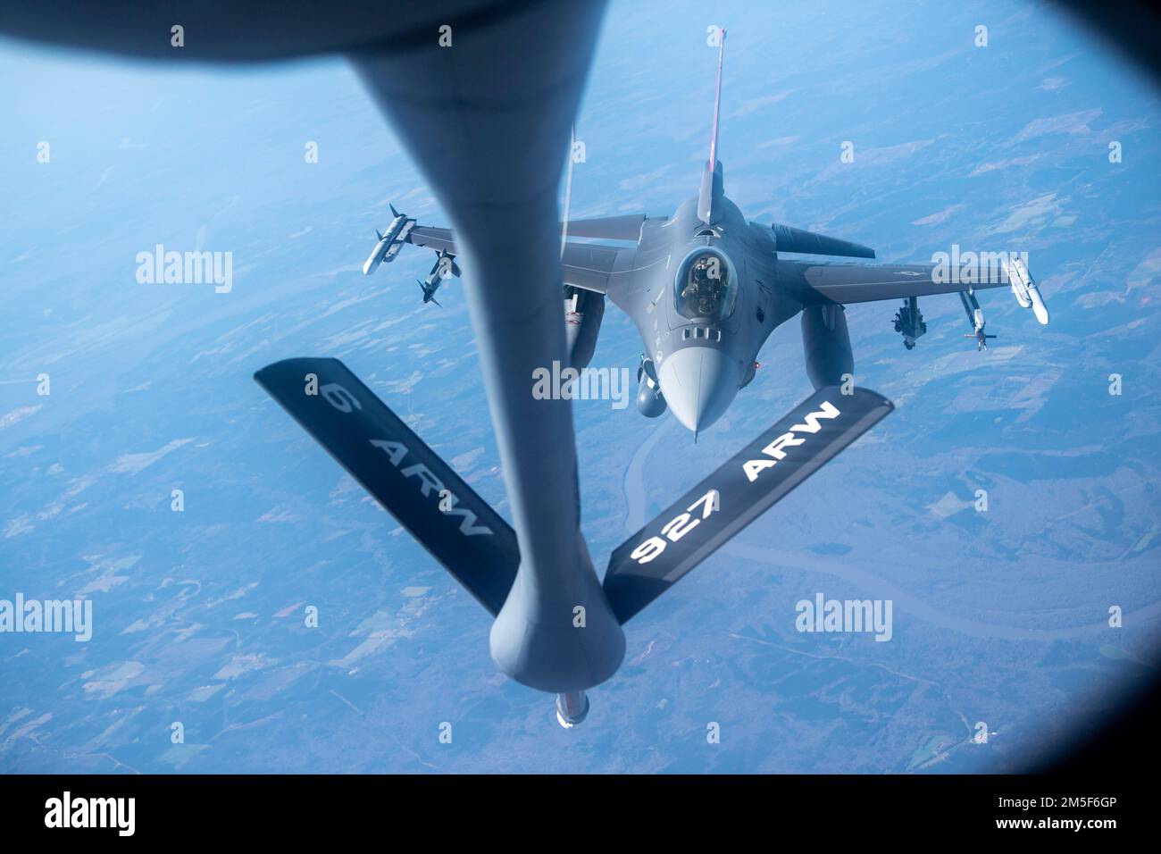 An F-16 Fighting Falcon assigned to the Alabama Air National Guard’s ...