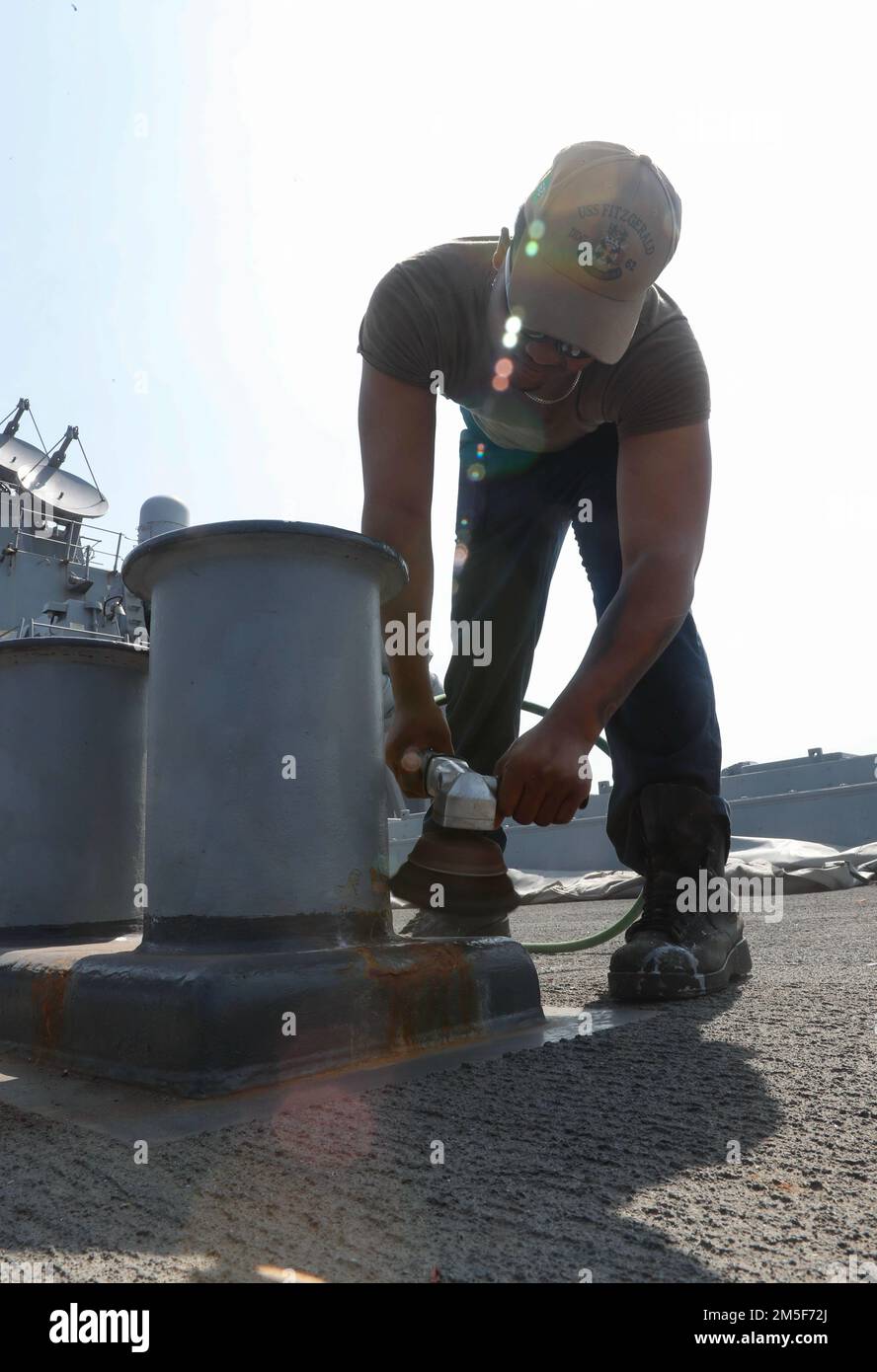INDIAN OCEAN (March 10, 2022) Boatswain’s Mate 3rd Class Noah Tillman ...