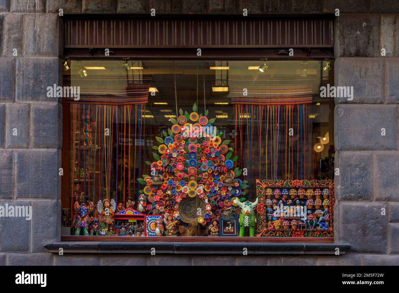 The Souvenir shop window in Cusco, Peru Stock Photo - Alamy