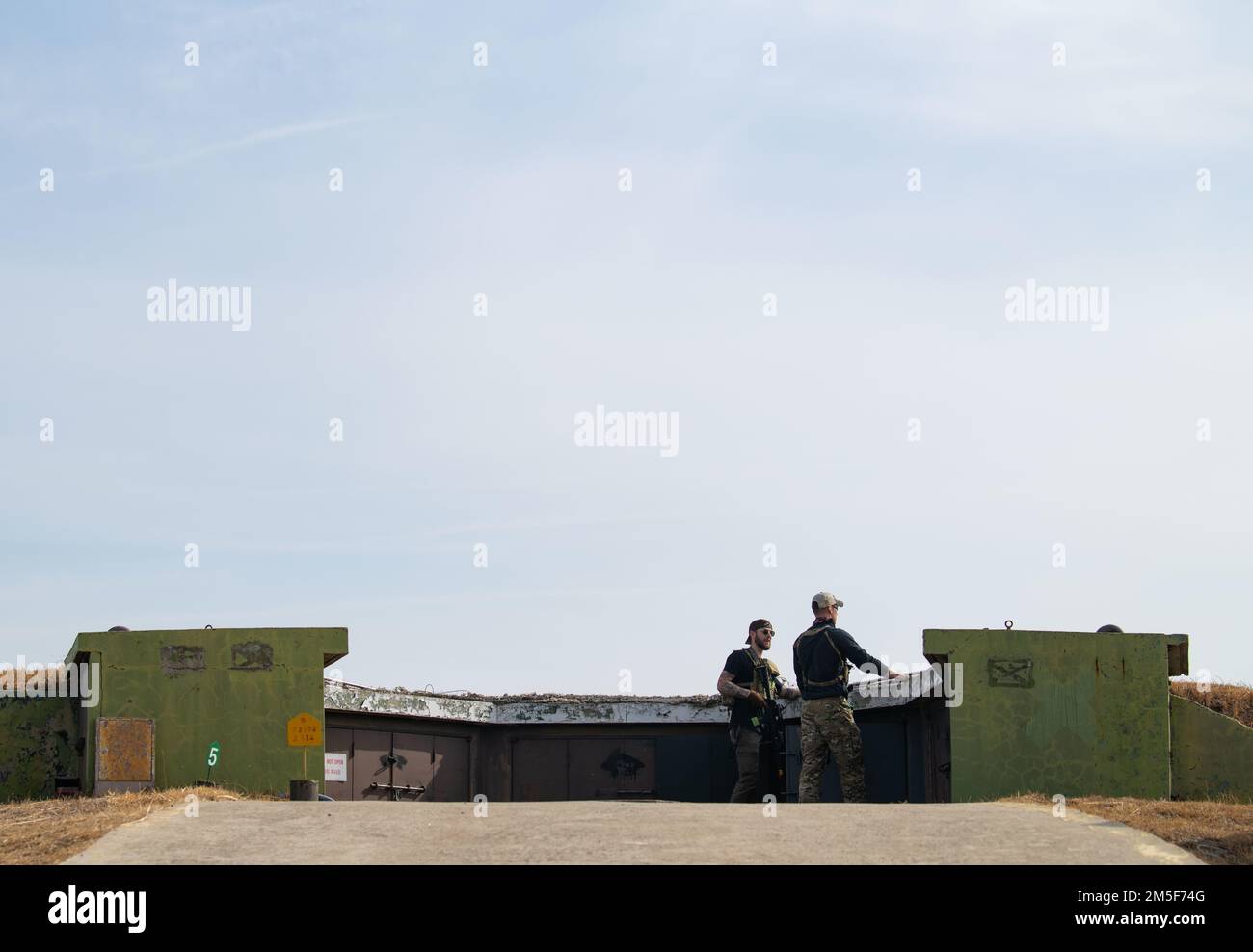 Opposing team stand hi-res stock photography and images - Alamy