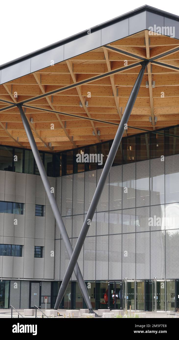 Warwick university building - Prof. Lord Bhattacharyya Building Stock Photo - Alamy