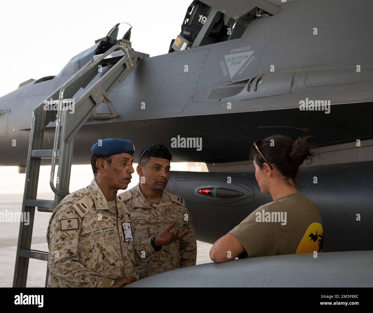 U.S. Air Force Staff Sgt. Jami DeVries, 120th Expeditionary Fighter ...