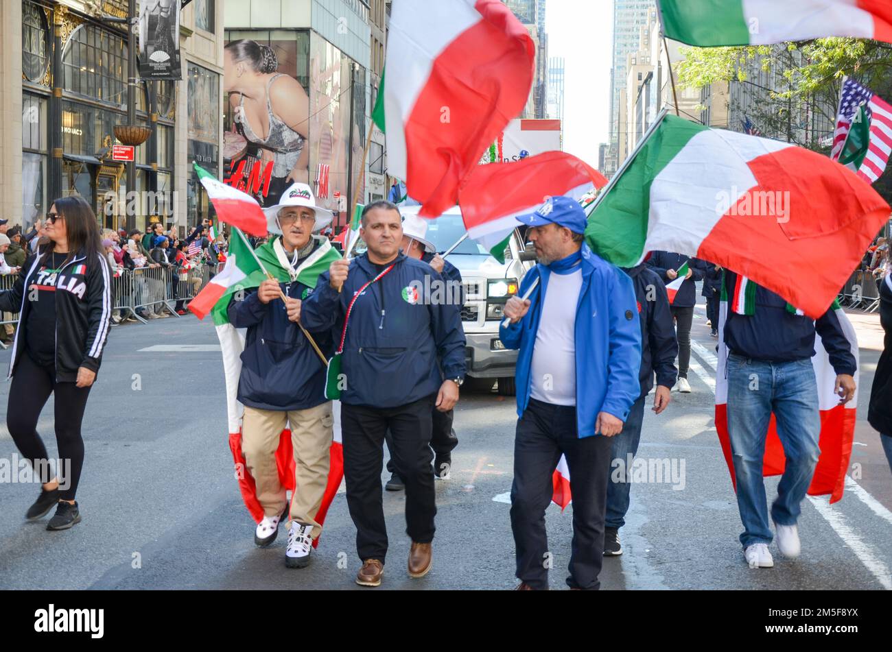 The Annual Italian Heritage Day Parade marches down Fifth Avenue in ...