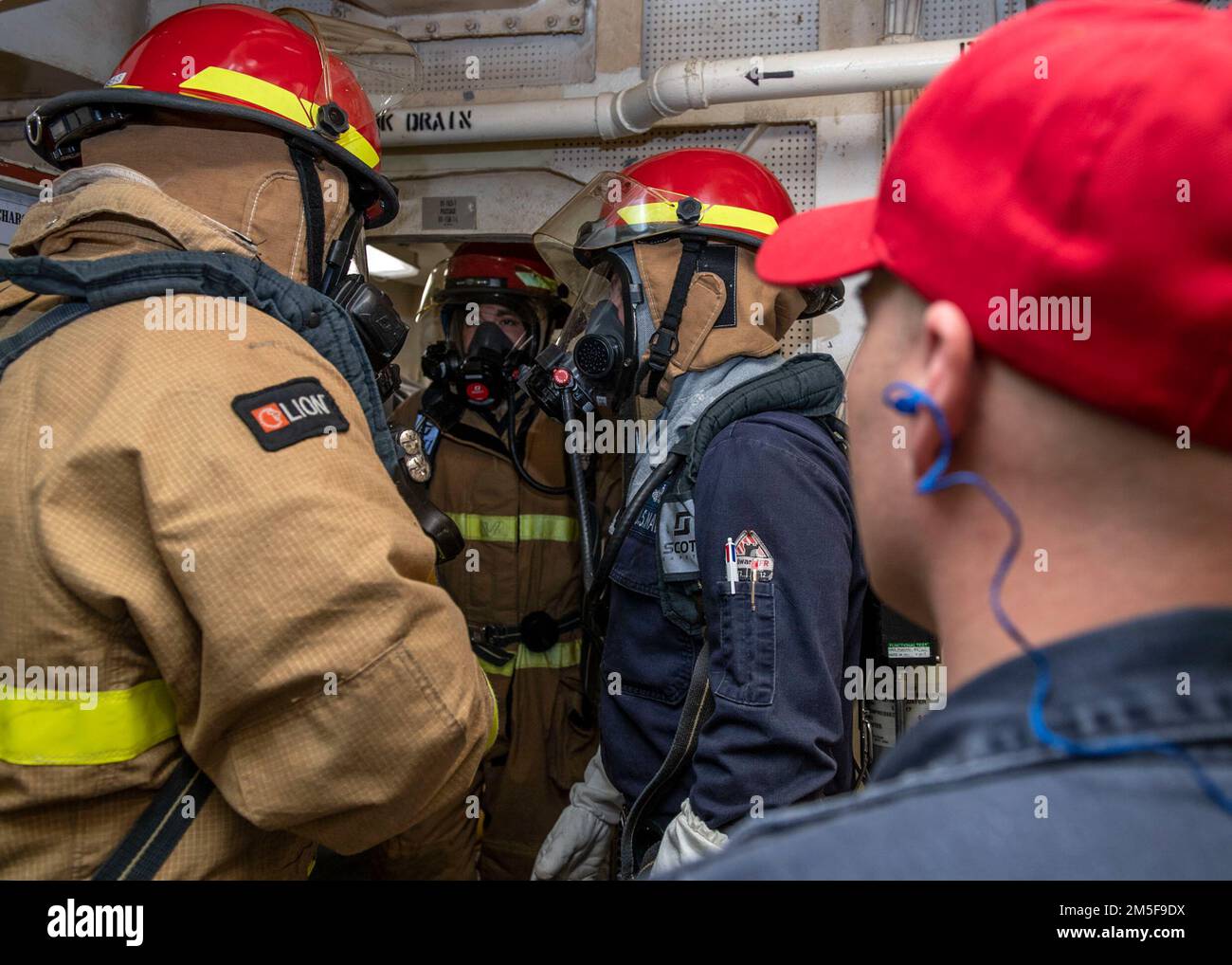 220310-N-HG846-1028 IONIAN SEA (March 10, 2022) – Sailors discuss ...