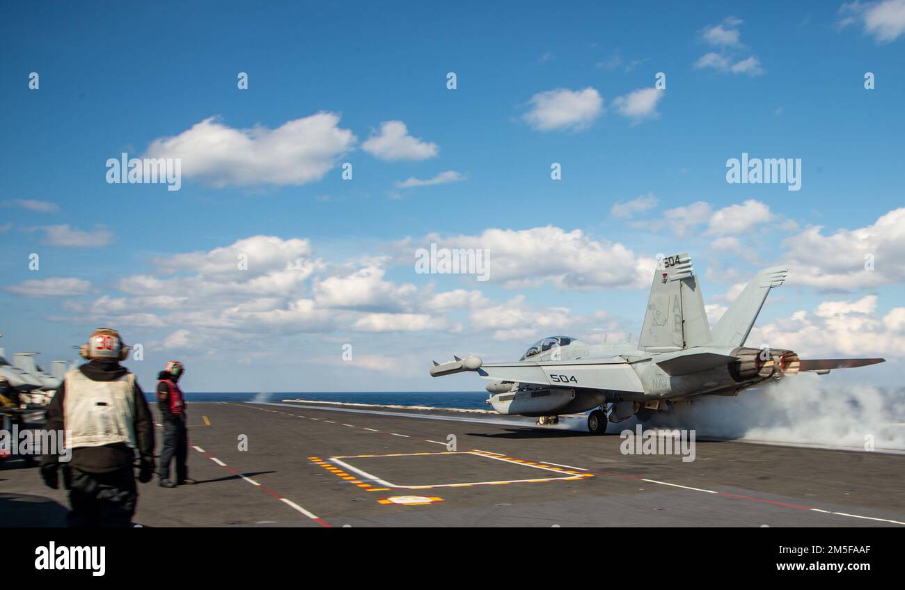 Electronic attack squadron vaq 137 hi-res stock photography and images ...