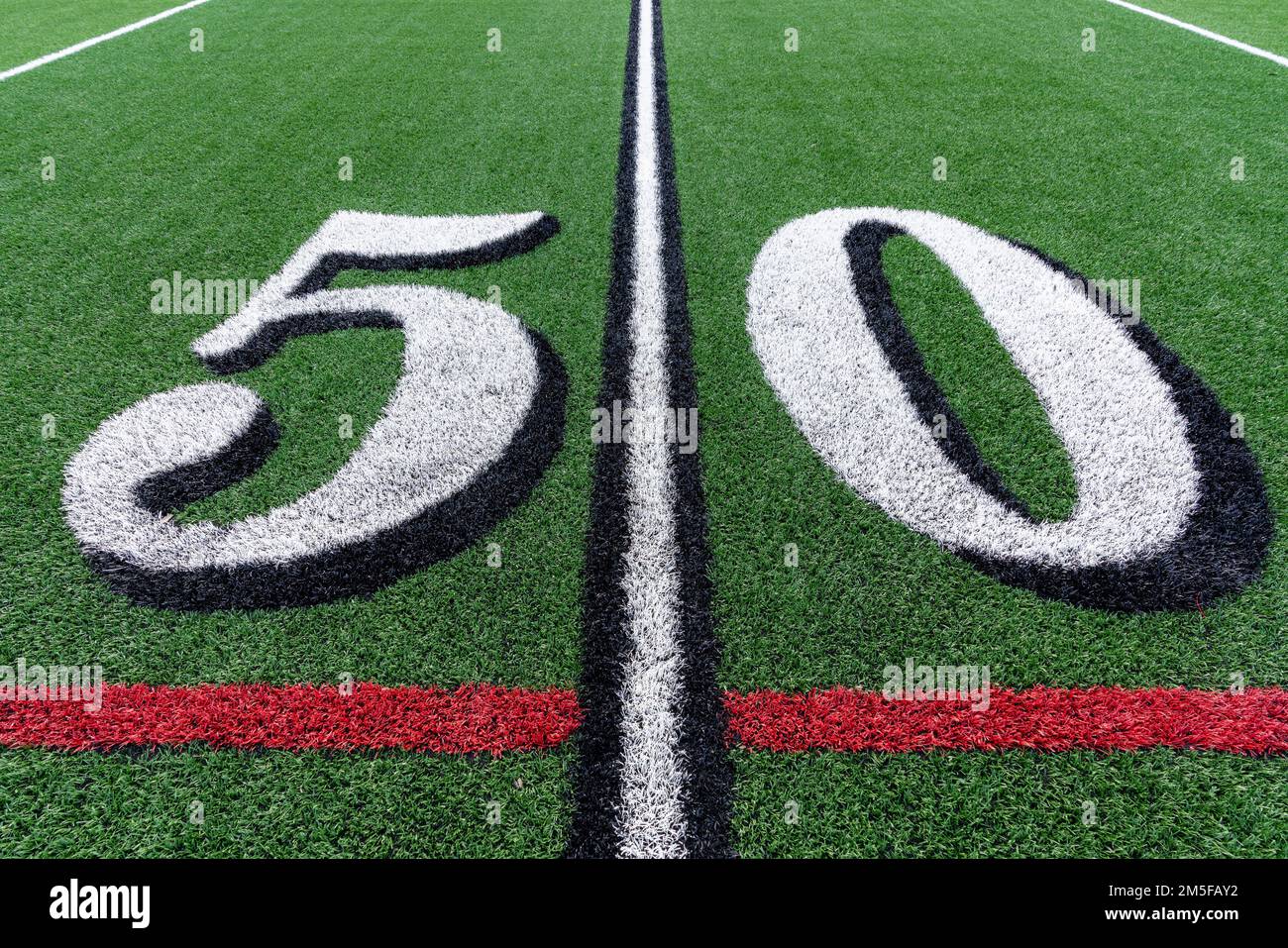 50 yard line hi-res stock photography and images - Alamy