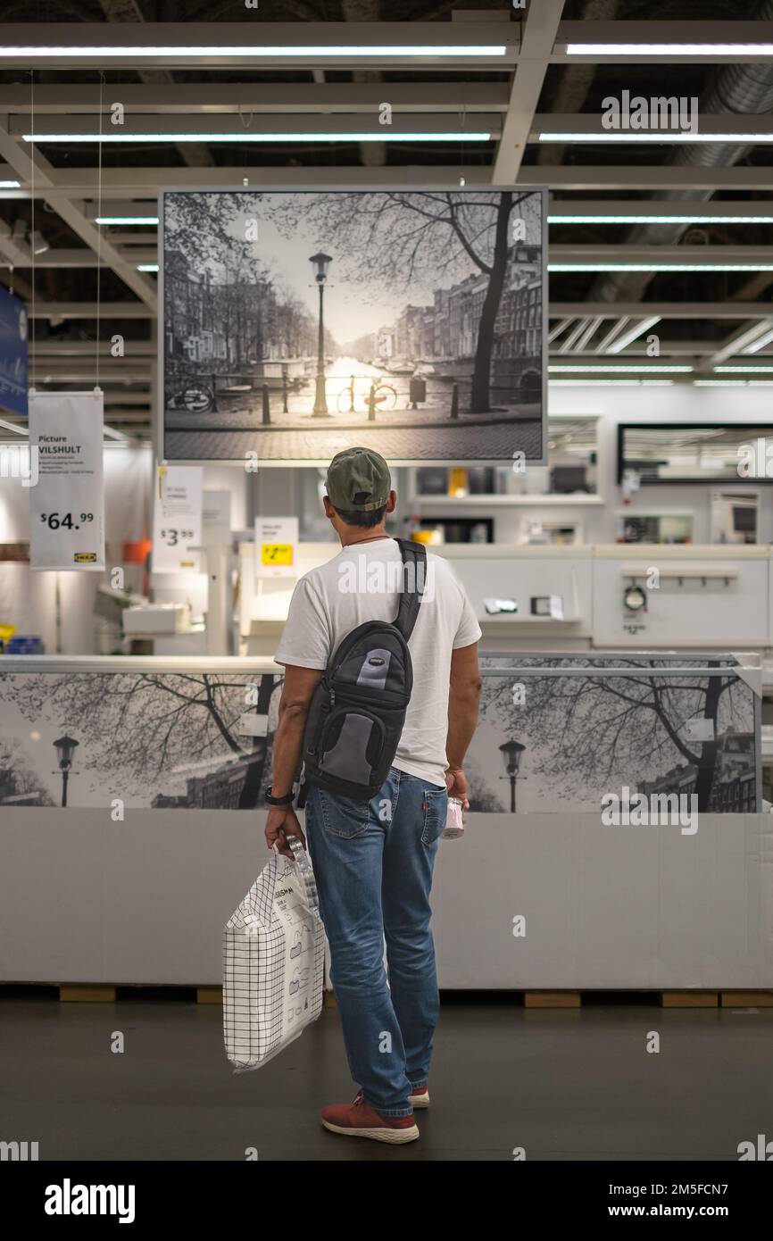 Consumerism consumers hi-res stock photography and images - Alamy