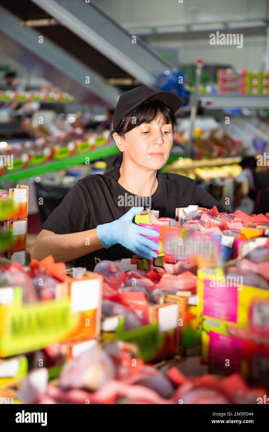 Uniform sorting department hi-res stock photography and images - Alamy