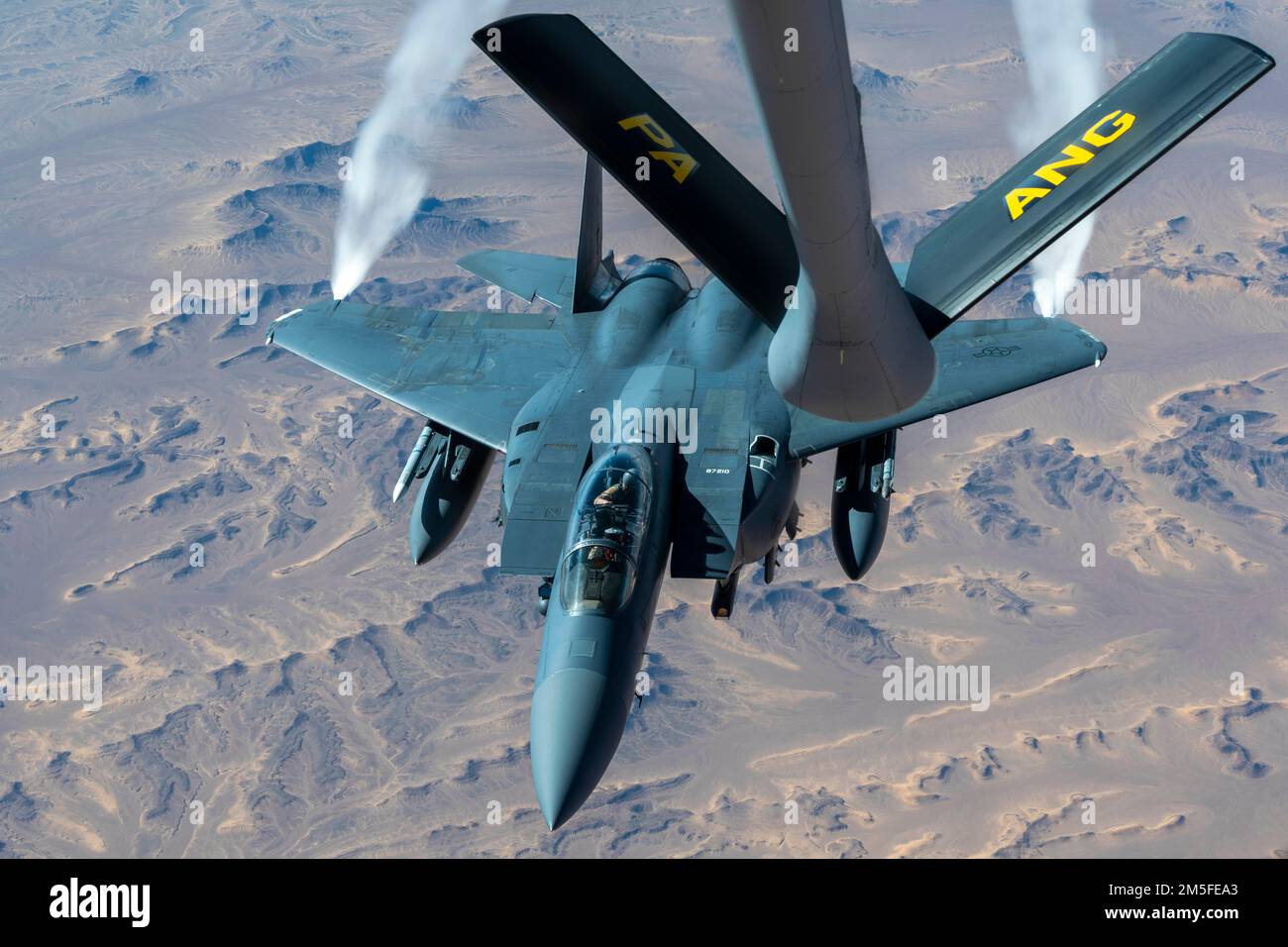 Expeditionary combat camera hi-res stock photography and images - Alamy