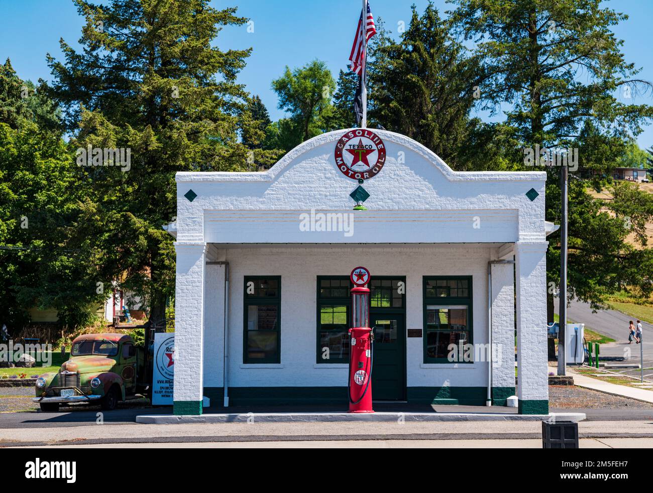 Historic retro Texaco gas & motor oil station; Visitor's Center ...