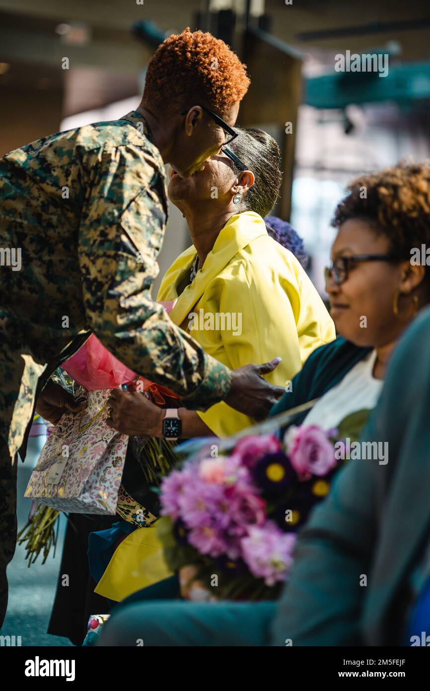 U.S. Marine Corps Chief Warrant Officer 4 Denise V. Barnes, Head of ...