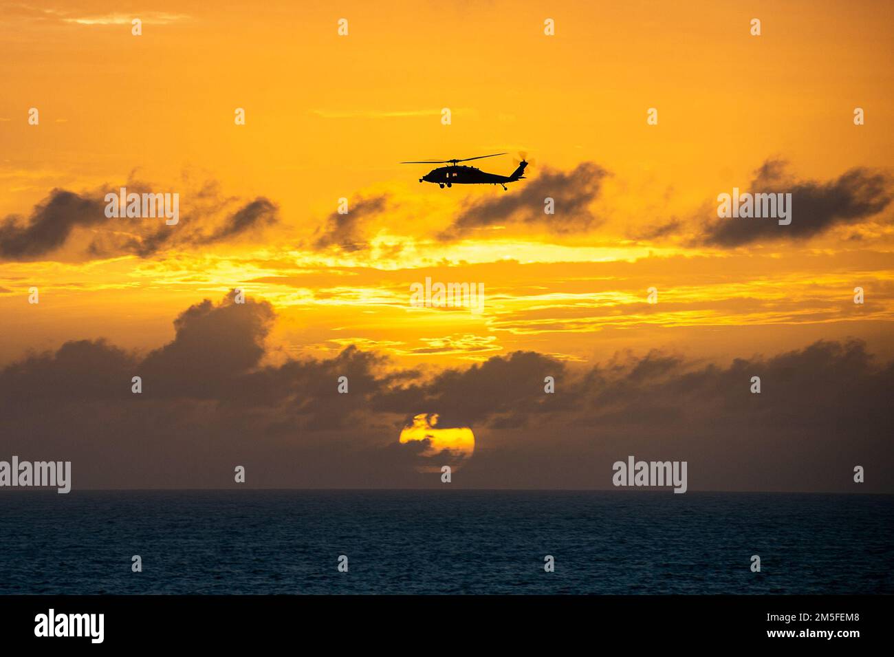 Pacific Ocean. 22nd Dec, 2022. An MH-60S Sea Hawk helicopter from the ...
