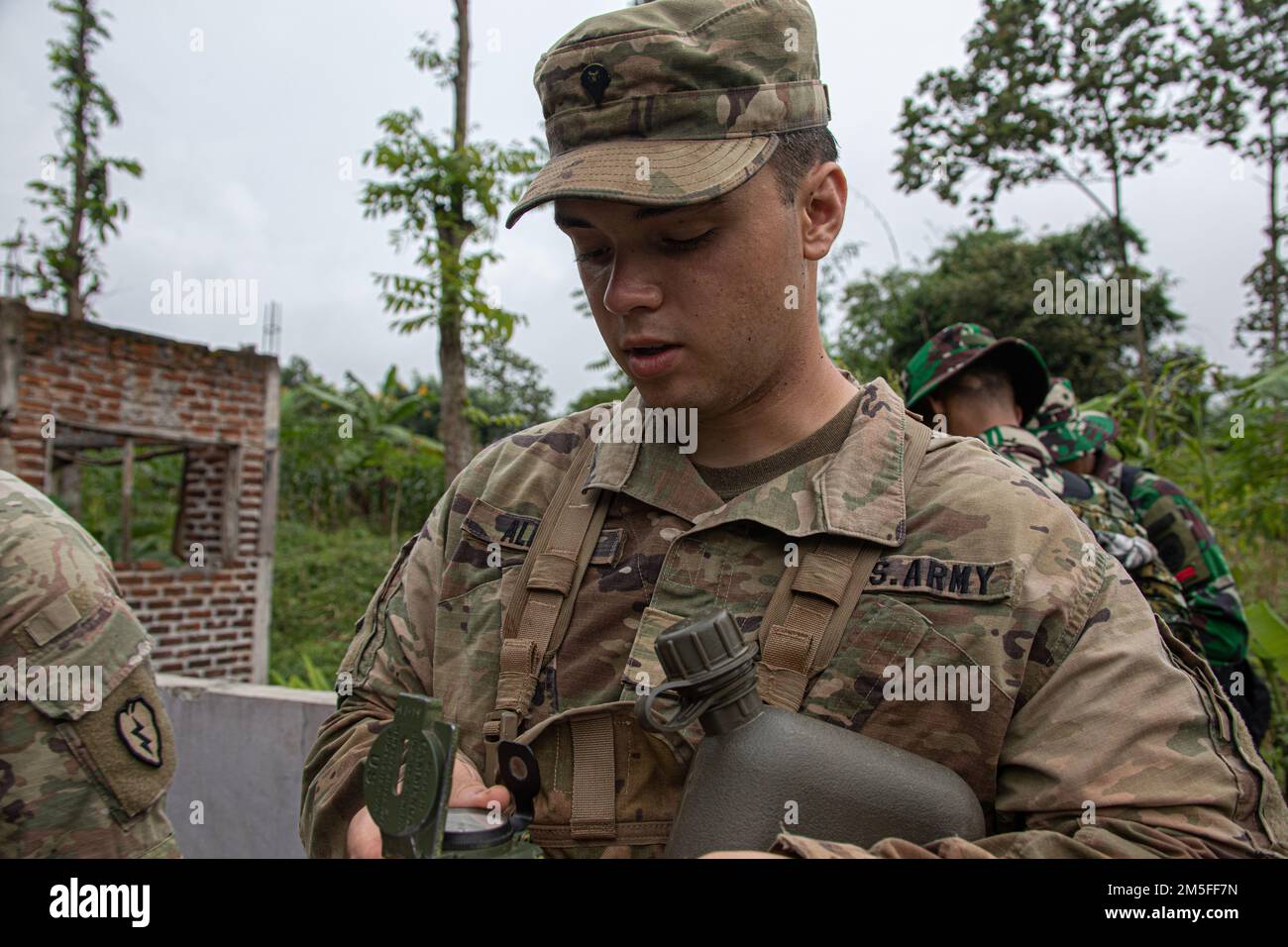 Soldiers from Charlie Troop, 2nd Squadron, 14th Cavalry Regiment, 2nd ...