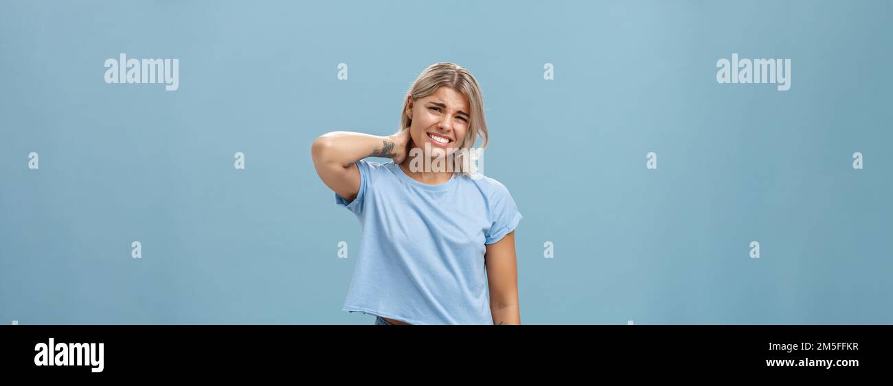 Girl unwilling to go with friend feeling awkward and unsure how say no ...