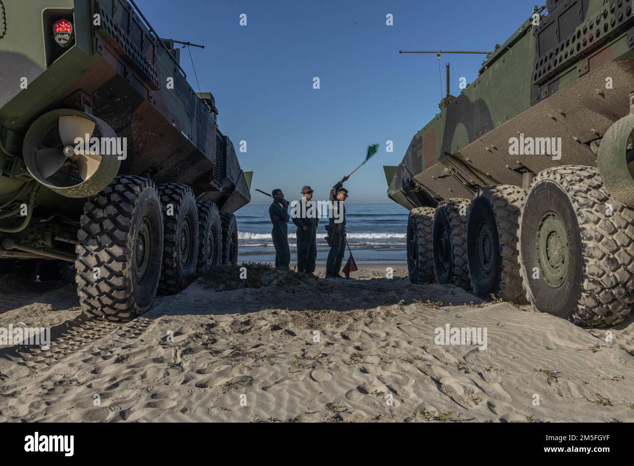 U.S. Marines with 3d Assault Amphibian Battalion, 1st Marine Division ...