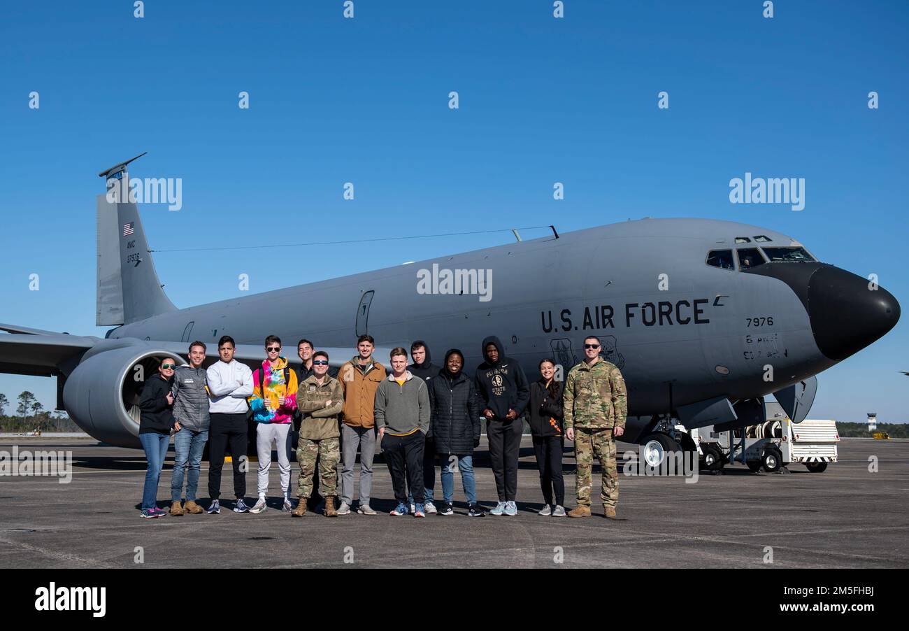 A group of Florida State University ROTC cadets and U.S. Air Force 1st ...