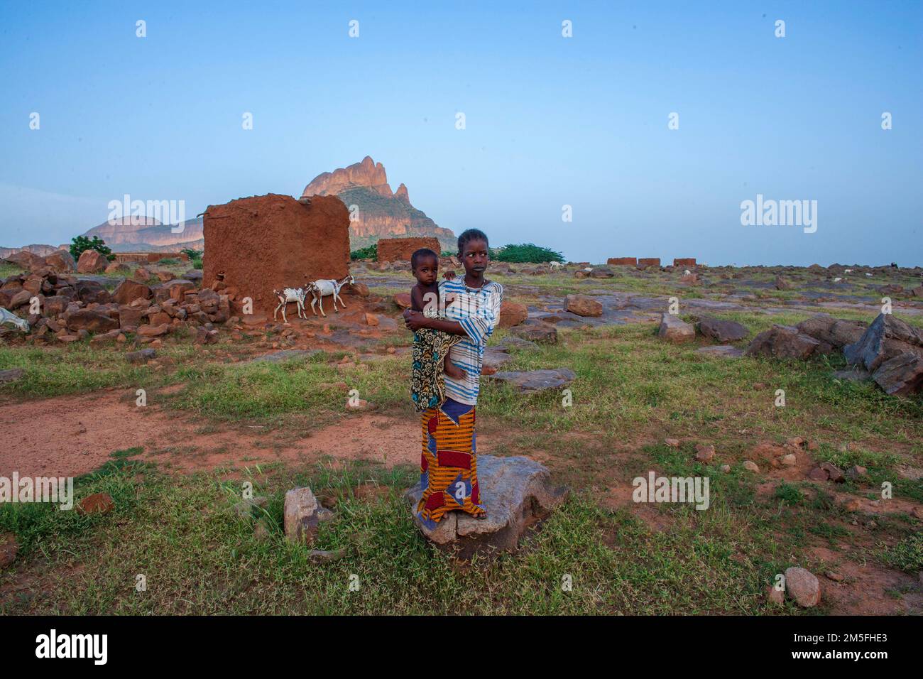 Landscape view of the Monument Valley of Mali with the Main de Fatima ...
