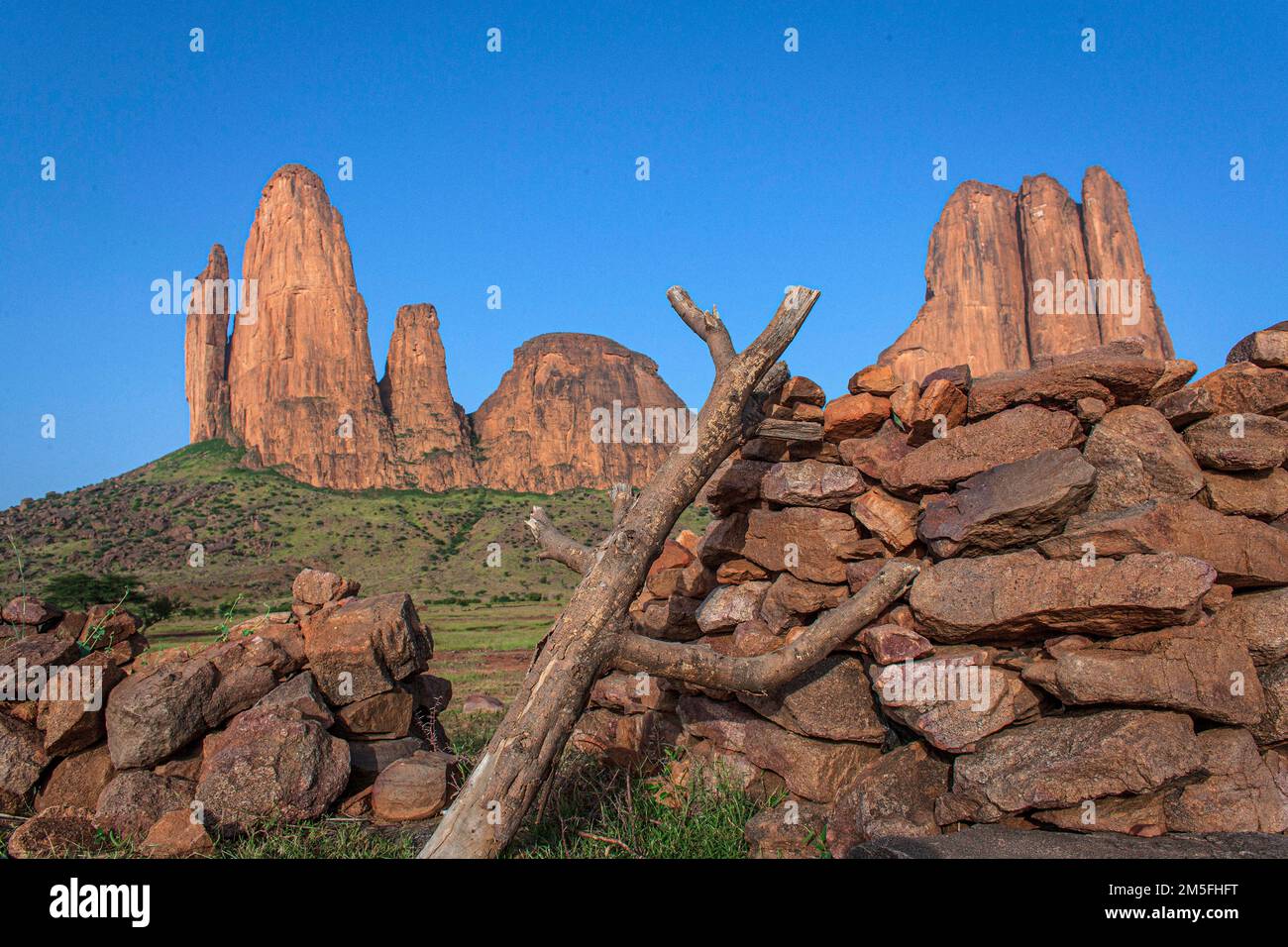 Landscape view of the Monument Valley of Mali with the Main de Fatima ...
