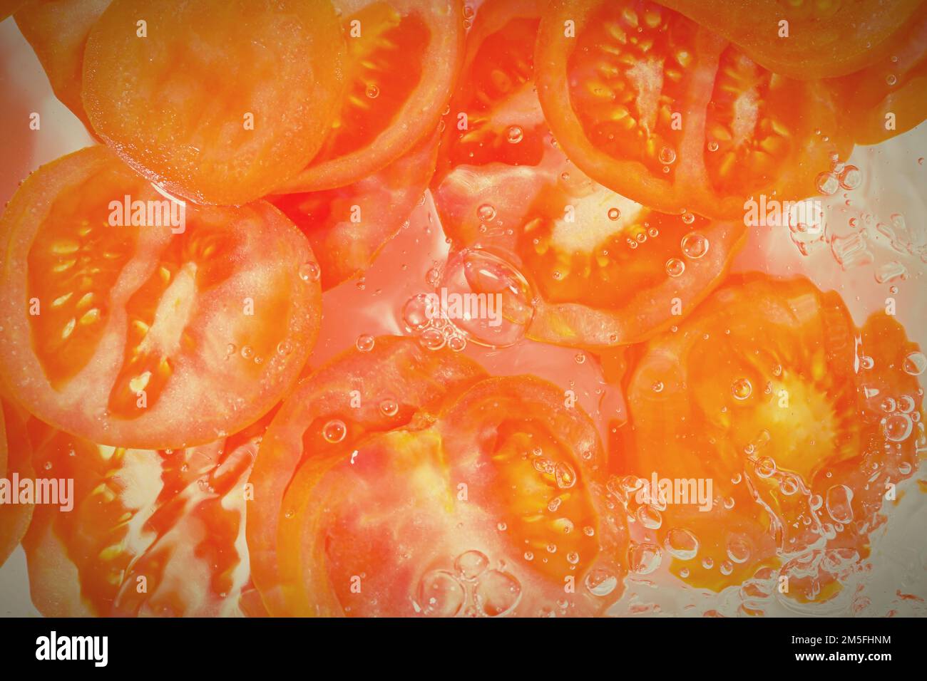 Close-up fresh slices of juicy tomato on white background. Slices of ...