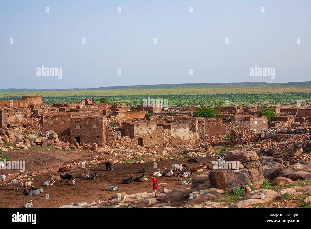 Rock built houses in the Hombori area, Mali Stock Photo - Alamy