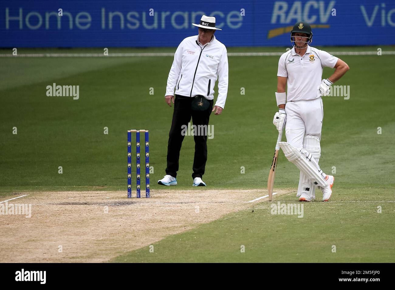 Melbourne, Australia, 29 December, 2022. Sarel Erwee of South Africa ...