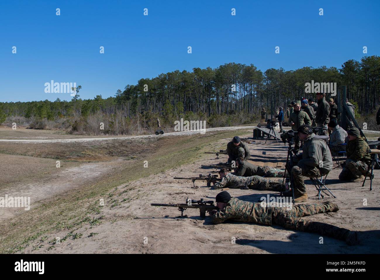 U.S. Marines with 2d Reconnaissance Battalion, 2d Marine Division, and ...