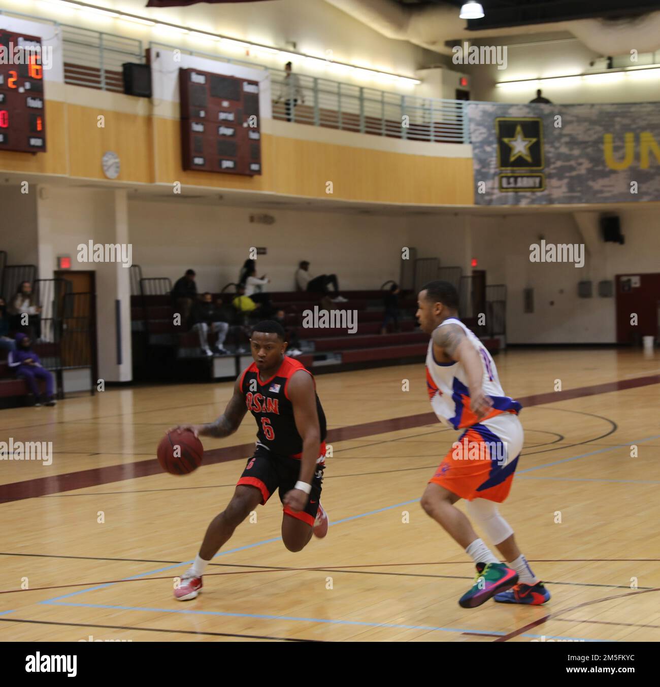 Team army athletes from hi-res stock photography and images - Alamy