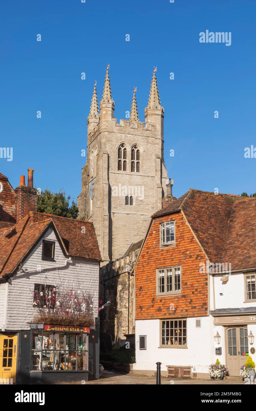 England, Kent, Tenterden, The High Street and St.Mildred's Church Stock ...