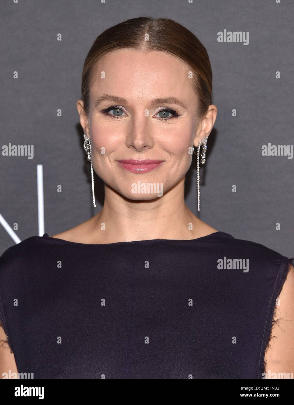 October 17, 2022, Los Angeles, California, USA: Kristen Bell arrives ...