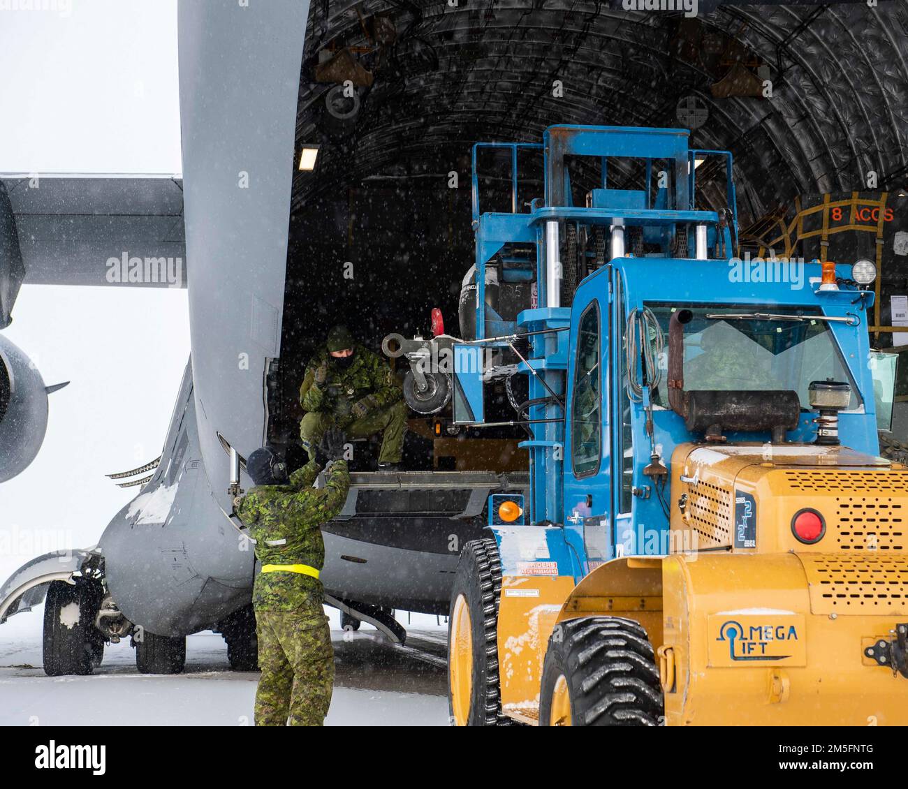 Rcaf station hi-res stock photography and images - Alamy