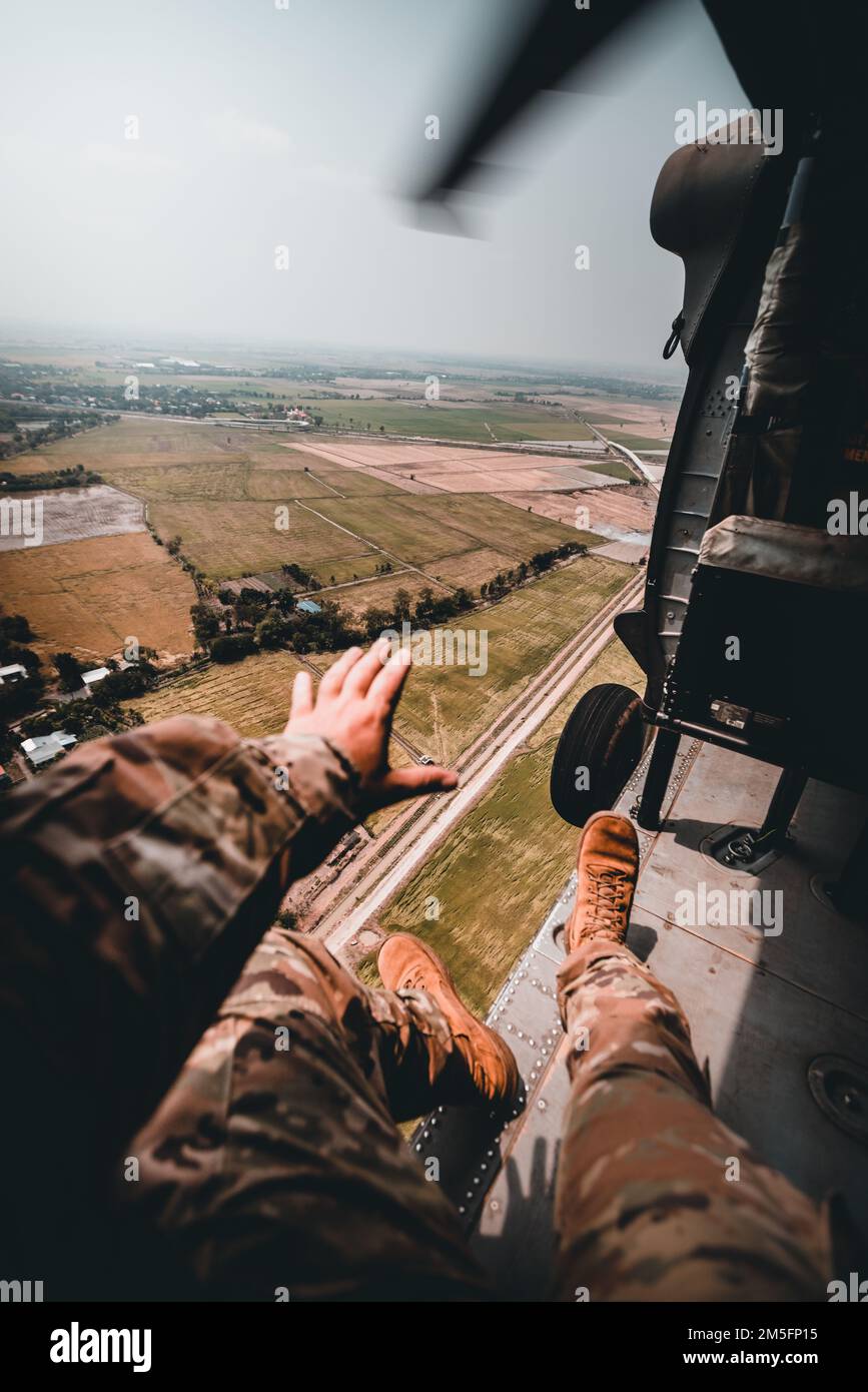 U.S. Army Staff Sgt. Timothy Hamlin, broadcast sergeant, Defense Media ...