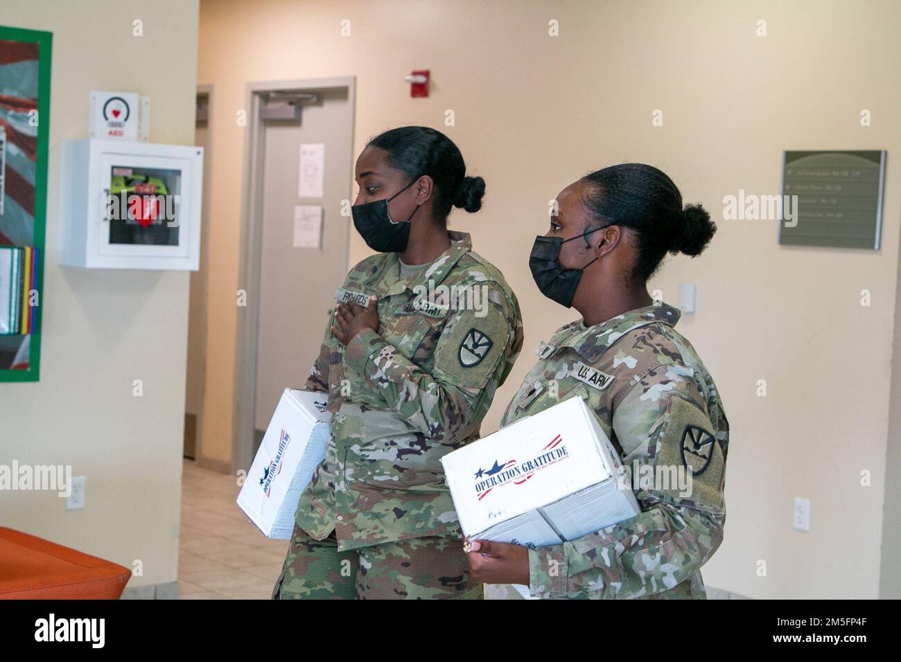 Members of the Virgin Islands National Guard serving on COVID-19 orders ...